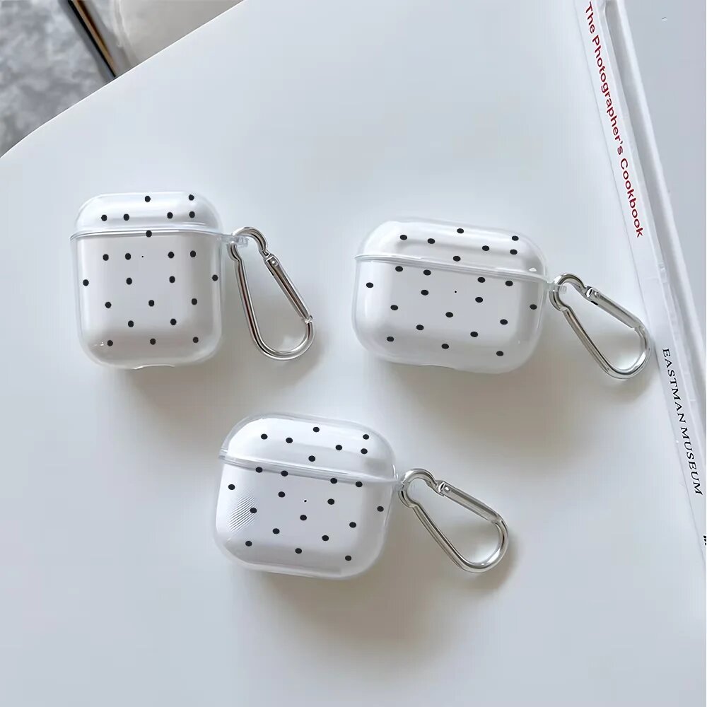 Черный чехол для AirPods