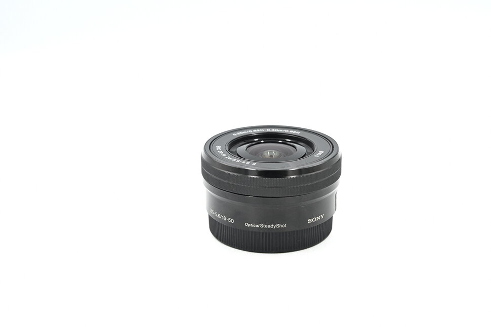 Объектив Sony E 16-50mm f/3.5-5.6 PZ OSS