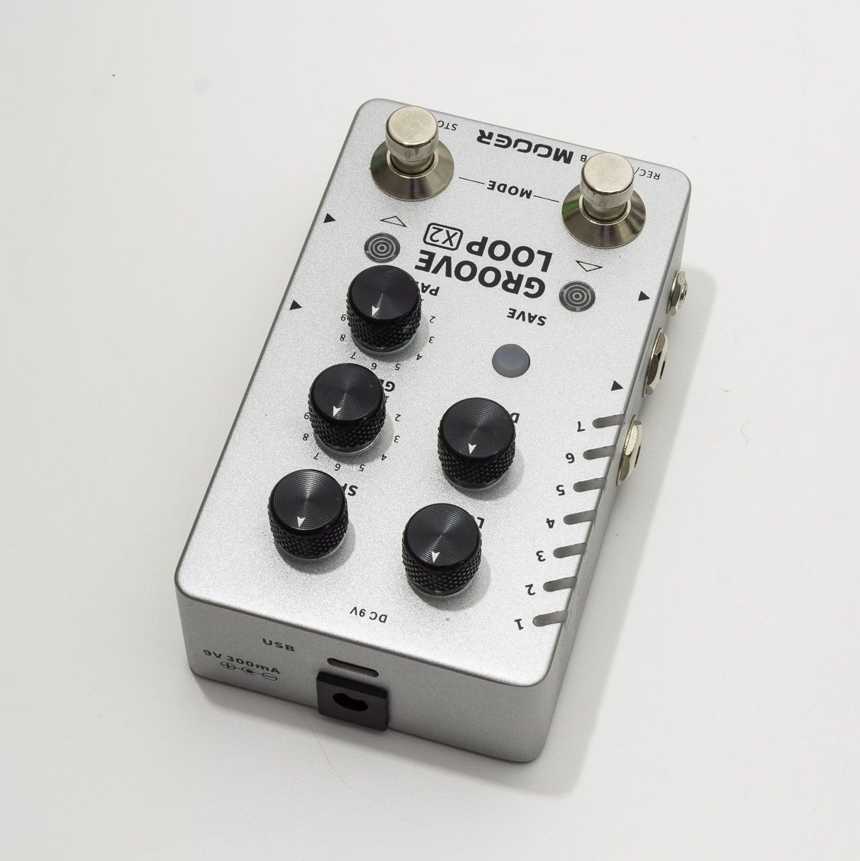 Mooer Groove Loop X2 - педаль эффектов (Дисконтный товар. Возможны мелкие царапины и потёртости на корпусе) — фото 1