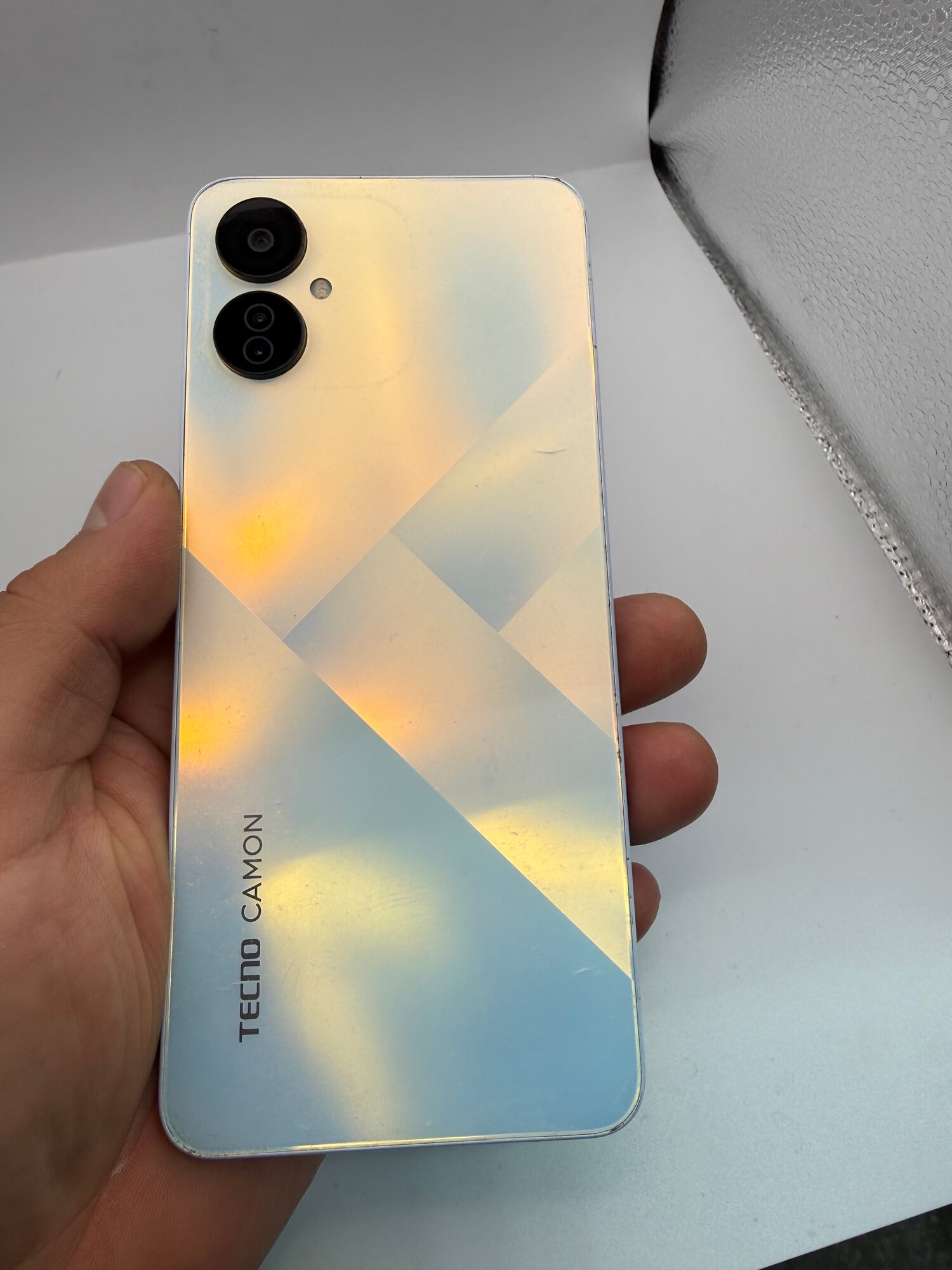 Смартфон Tecno CAMON 19 Neo 6/128 ГБ, синий, Б/У
