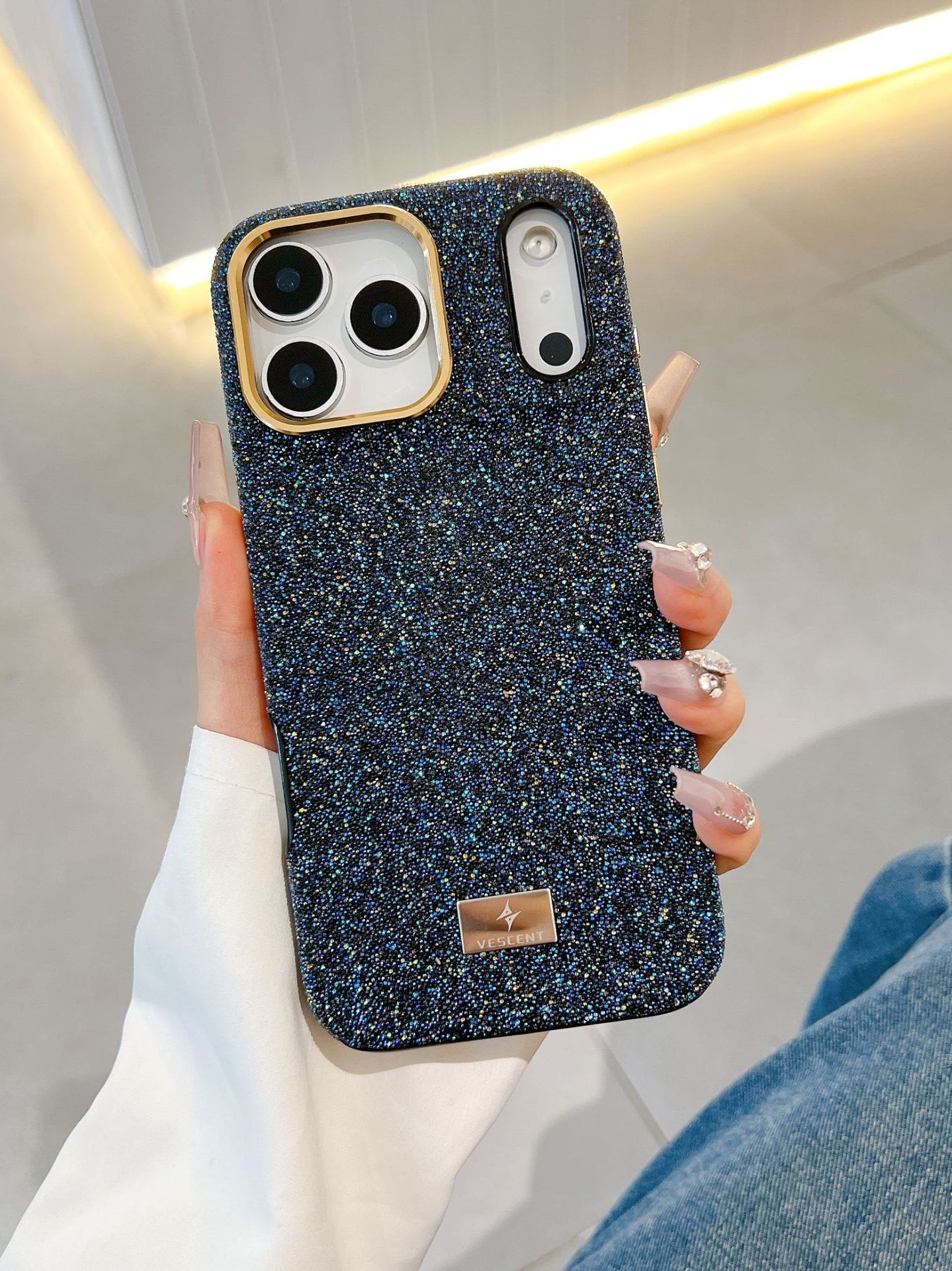 Чехол для iPhone 17 с блестками, ударопрочный
