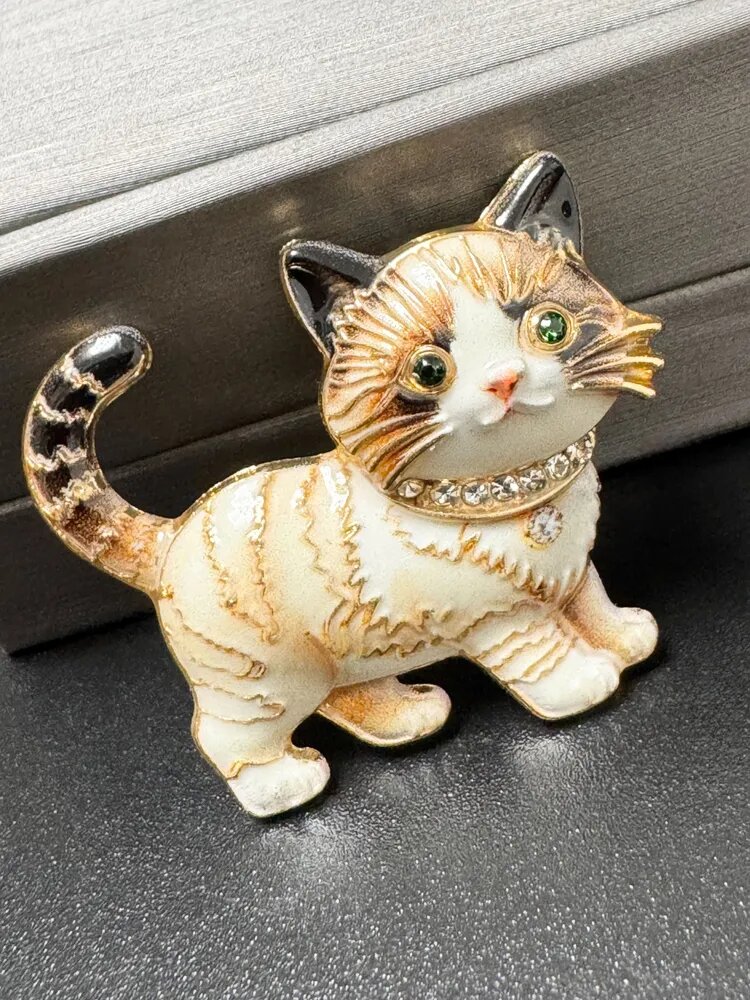 Брошь, эмаль