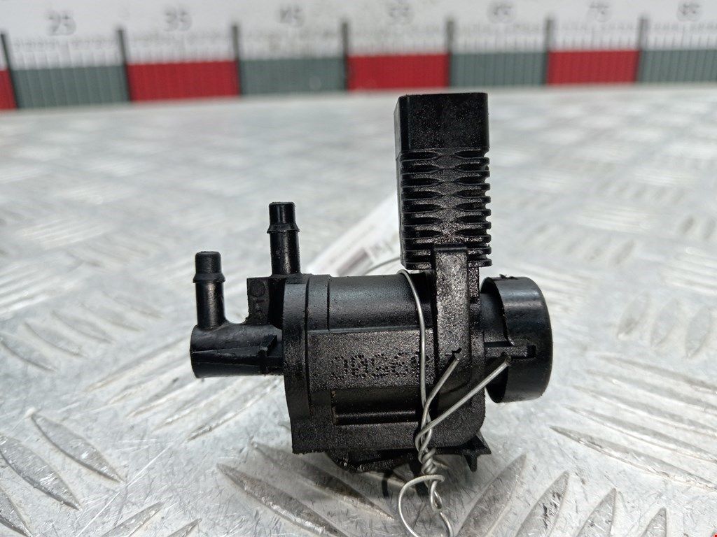 Клапан воздушный / 2134467 1J0906283B 1K0906283A для Volkswagen Bora(Jetta) (с пробегом)