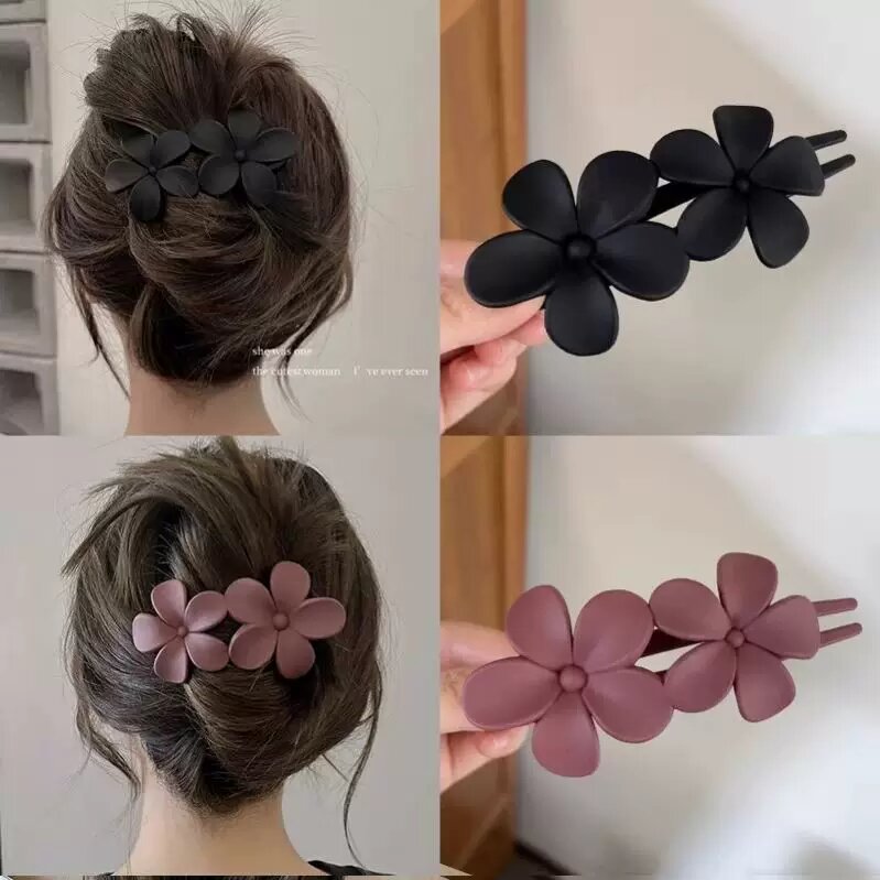 Комплект из 2 черно-фиолетовых цветочных узелков-зажимов для волос на затылок, крупный размер