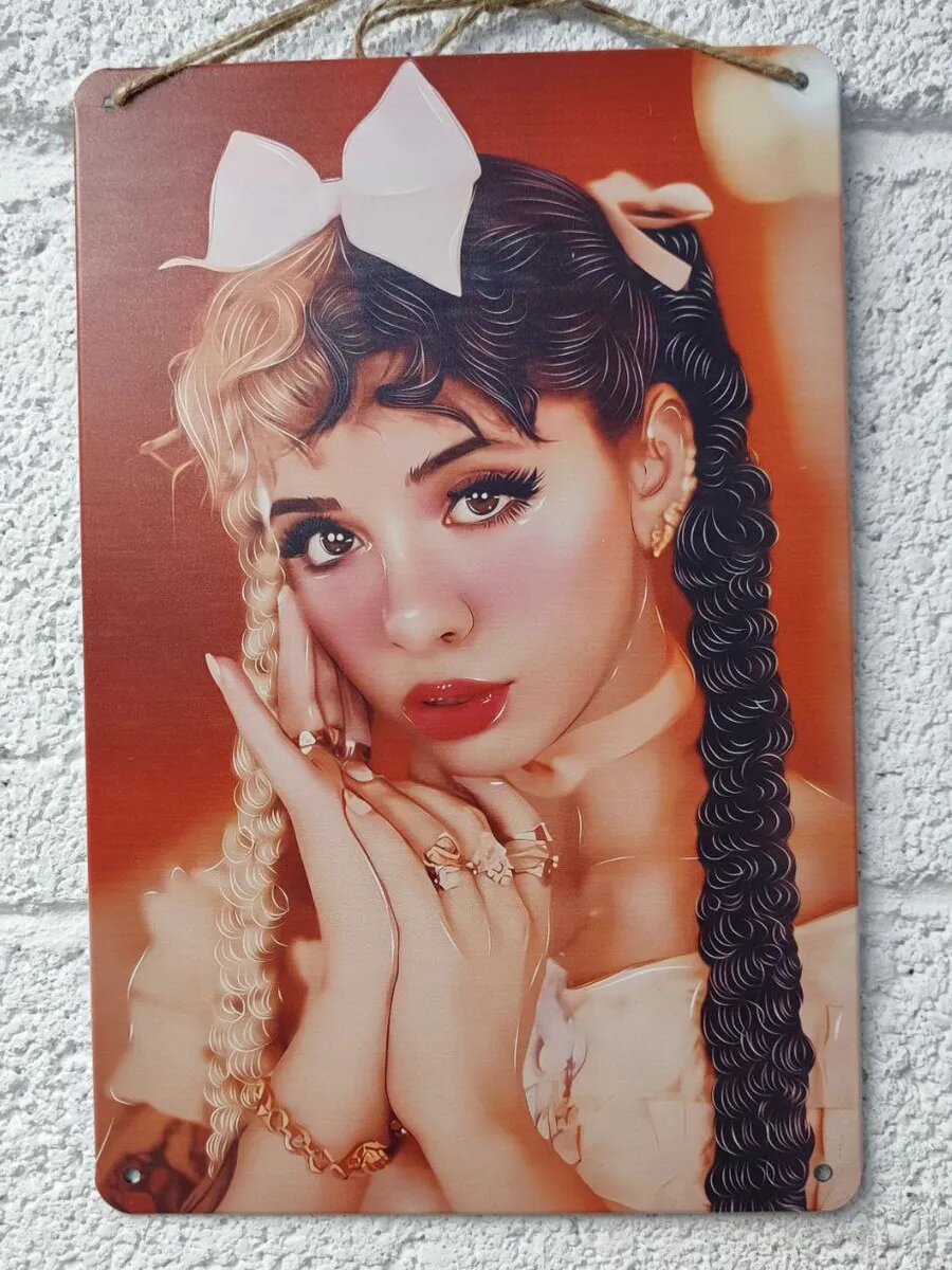 Постер Melanie Martinez