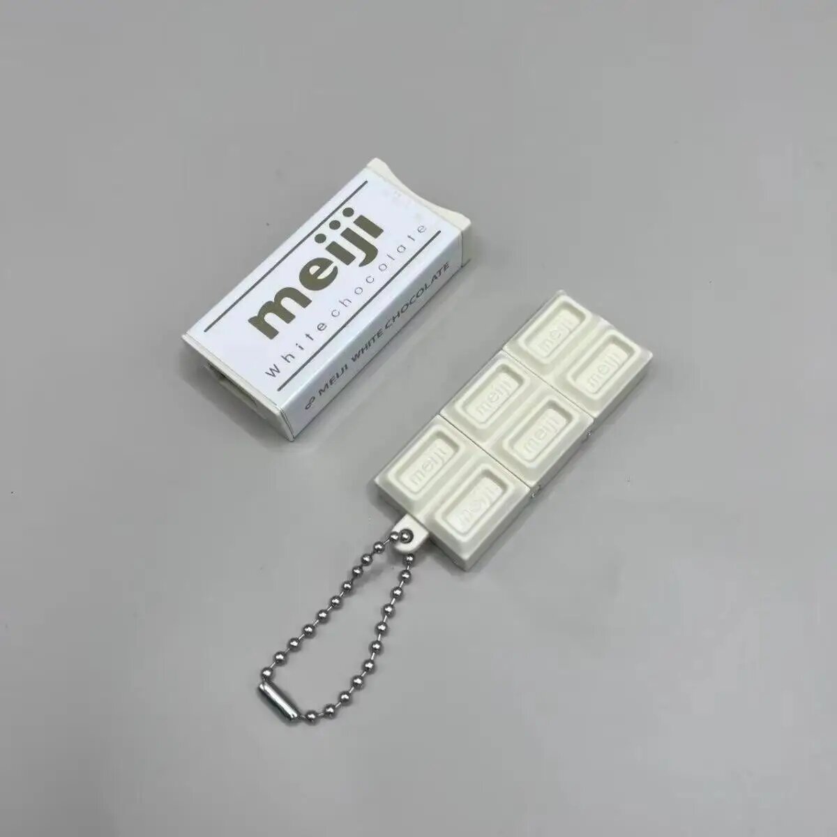 Брелок-антистресс Meiji White Chocolate, белый