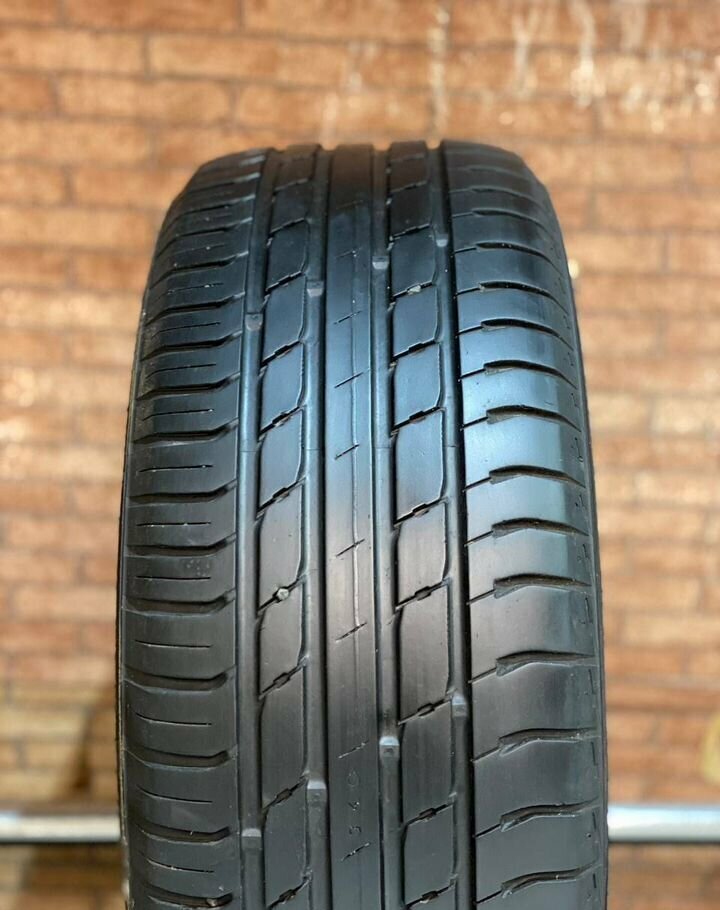 Nokian Tyres Hakka Blue 215/55 R16