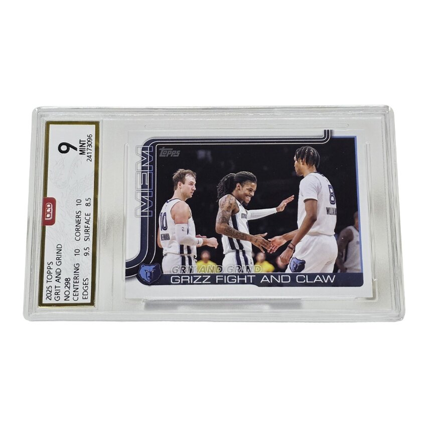Карточки коллекционные Topps