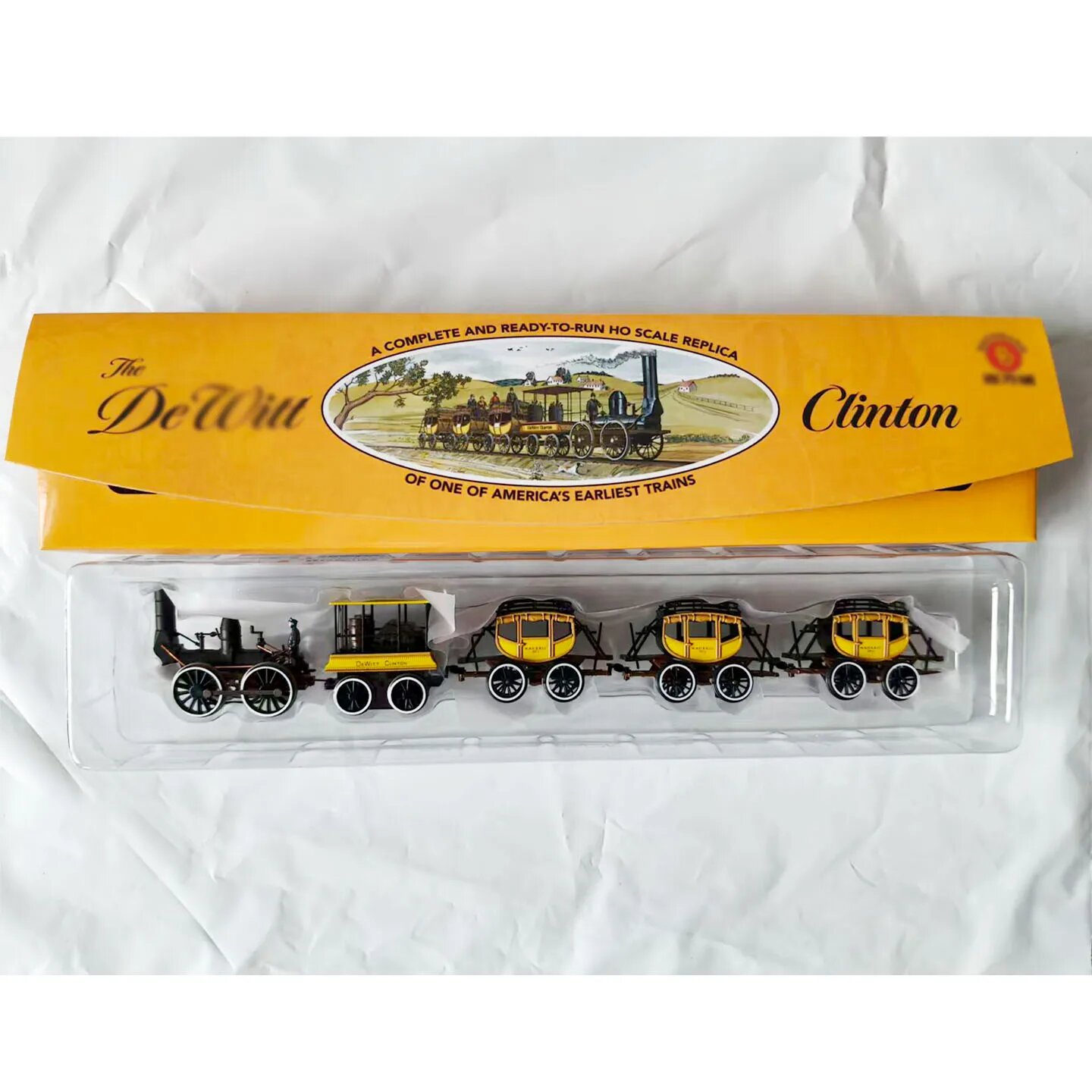 Модель паровоза DeWitt Clinton HO 1/87 SET