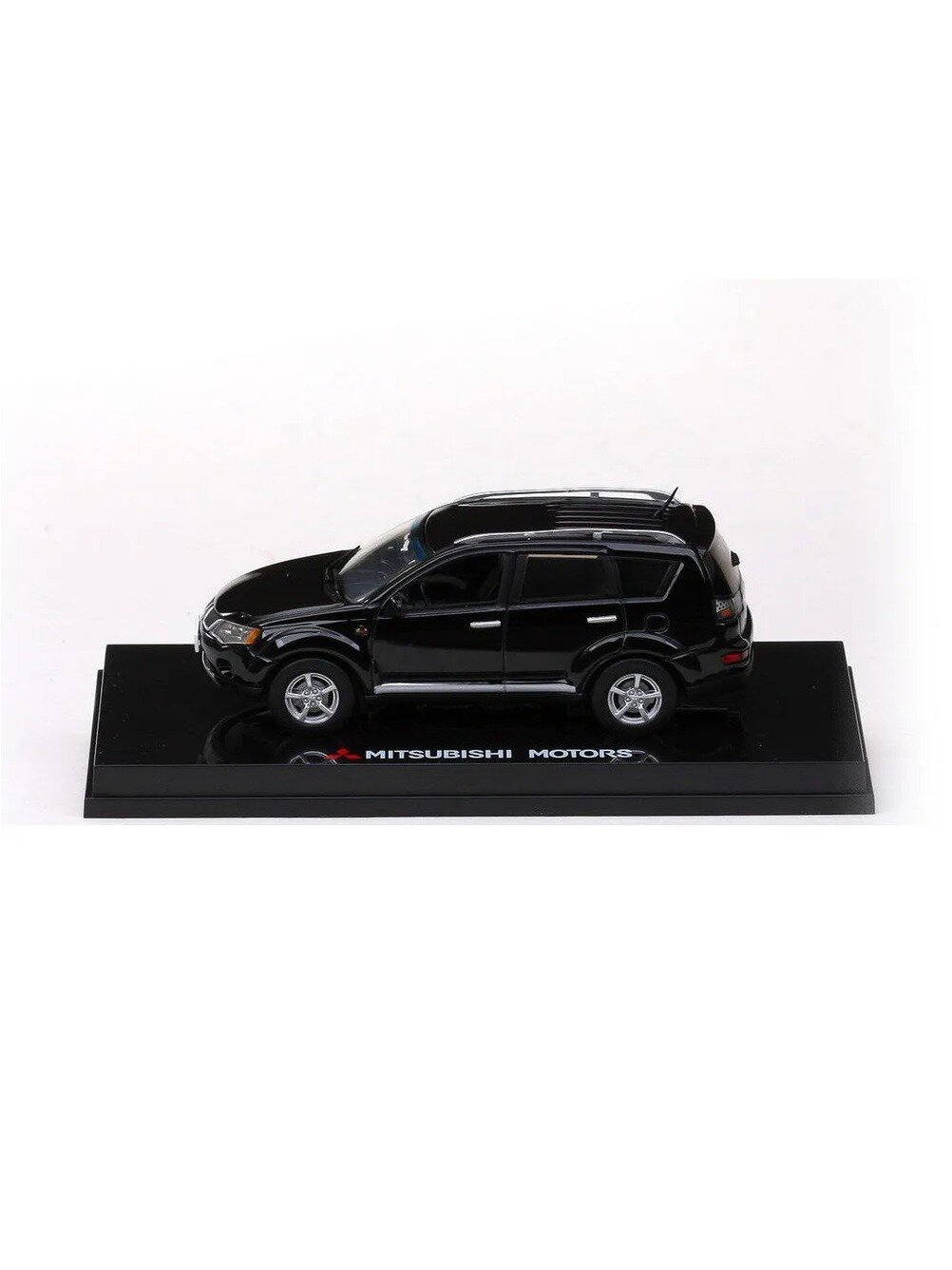 Машинка Vitesse 1/43 Outlander Модель легкосплавного автомобиля