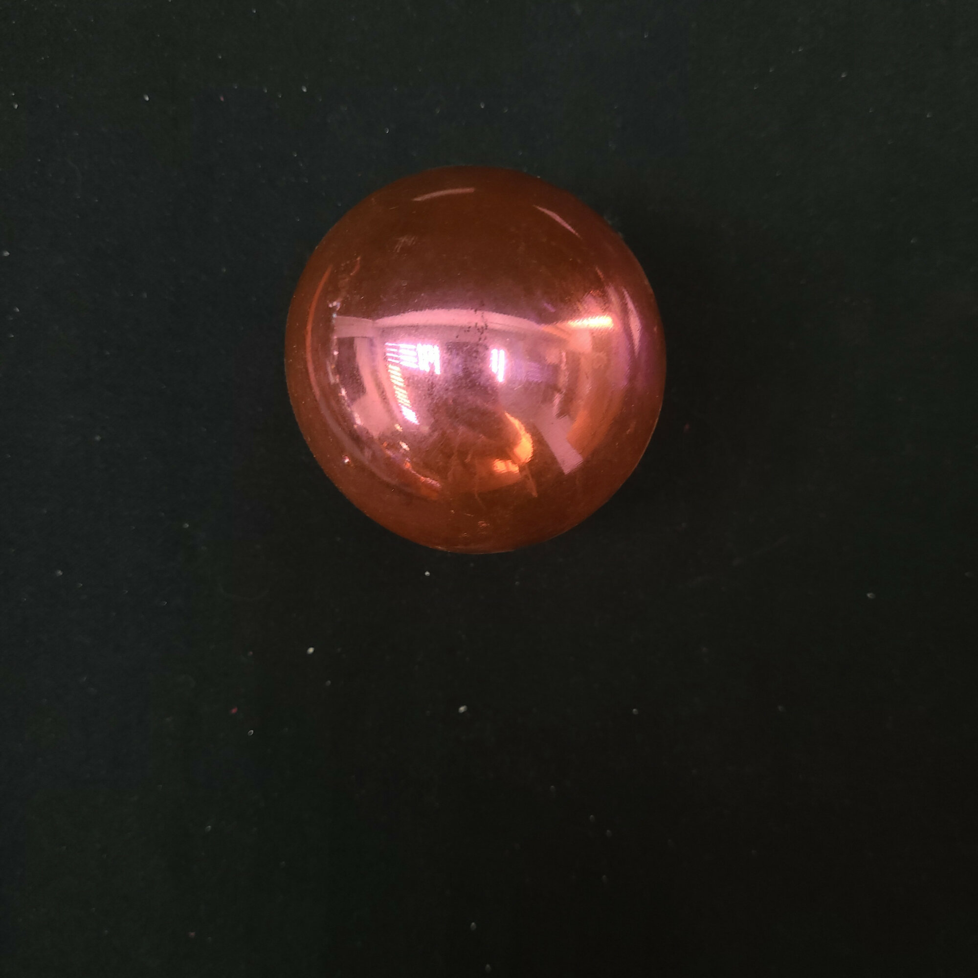 Новогодняя елочная игрушка СССР. Красный стеклянный шар.
