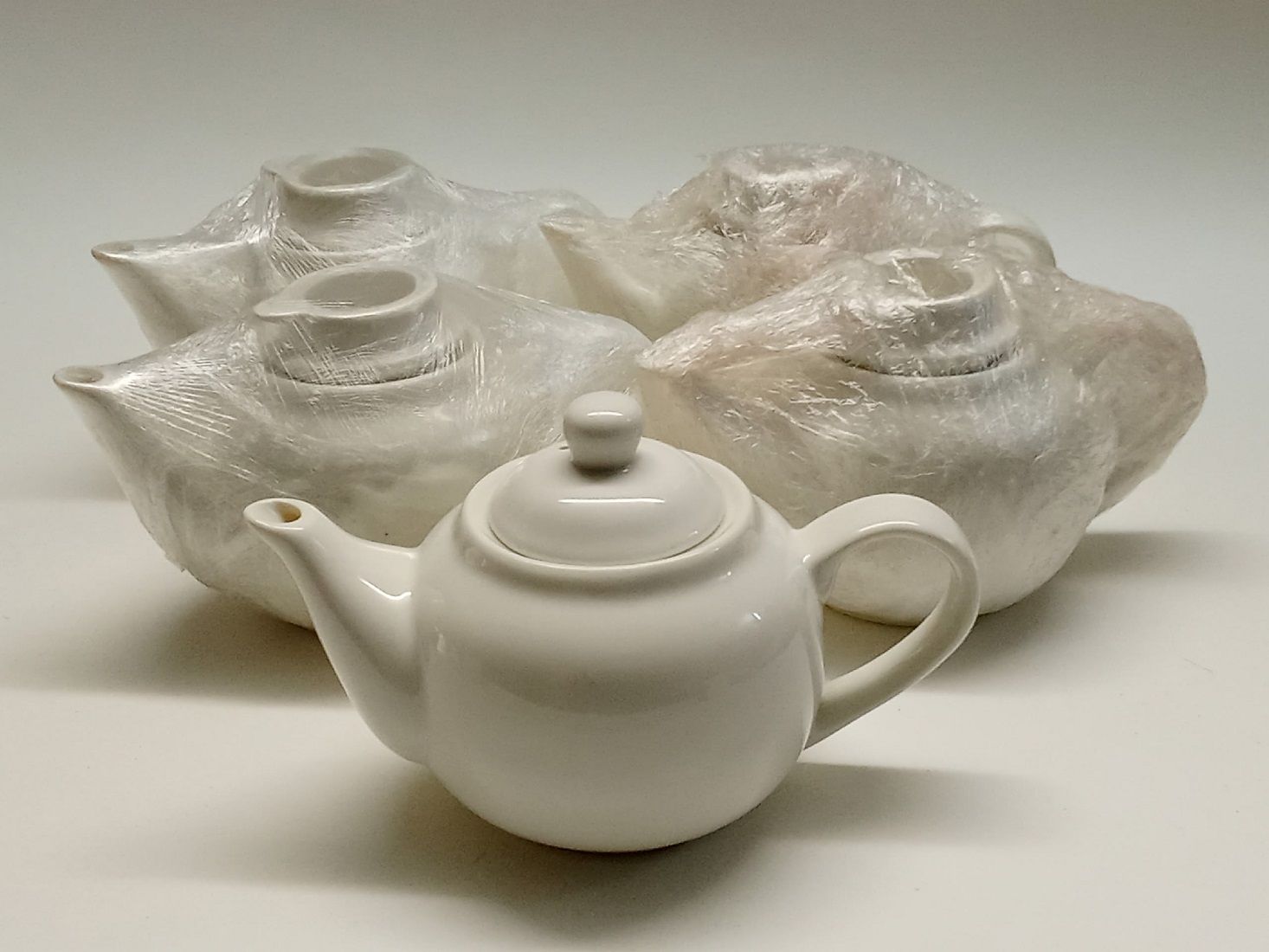 Заварочные чайники Kunst Werk 5 шт новые в упаковках белые маленькие индивидуальные