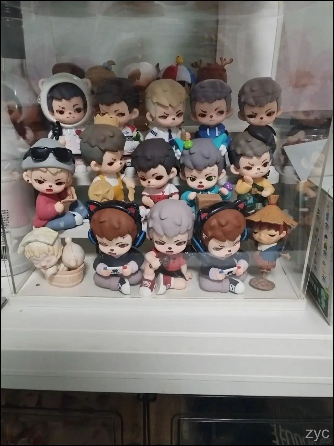 Молодежная серия брата Райана tide play blind box - украшение ручной работы, подарок наугад