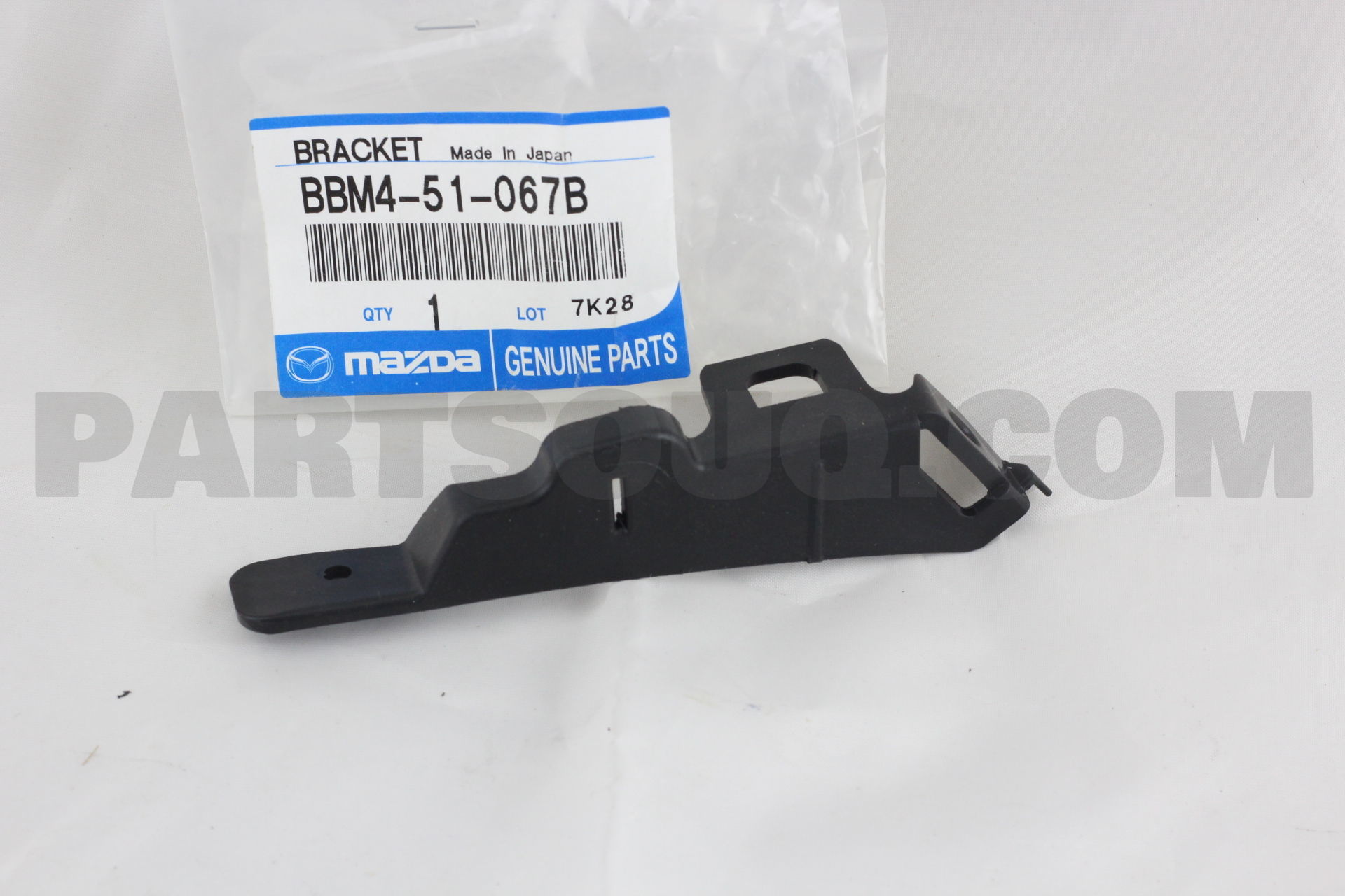 Кронштейн Mazda BBM4-51-067B