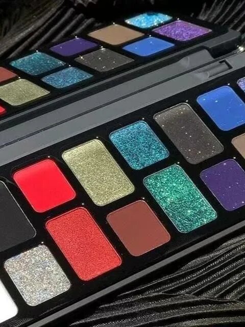 Shellwe Makeup x Freya86 Mini Size Punk Bunny Палитра теней для век Официальная одежда