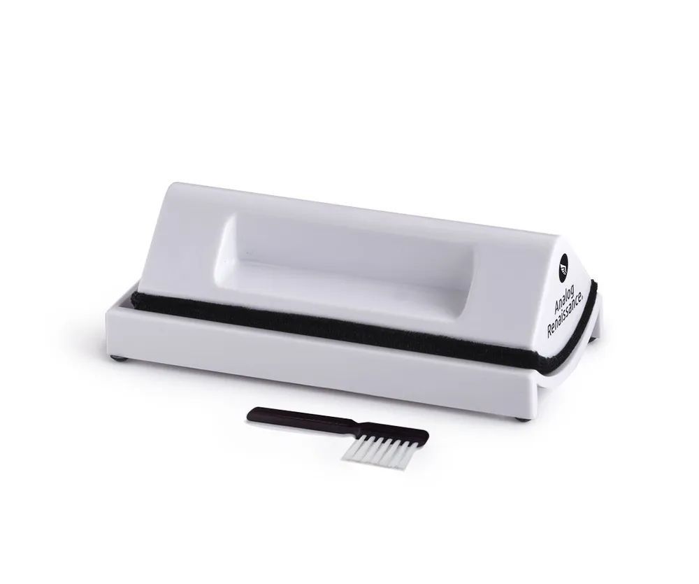 Щетка вельветовая Analog Renaissance - Record Velvet Brush, белая (AR-7152)