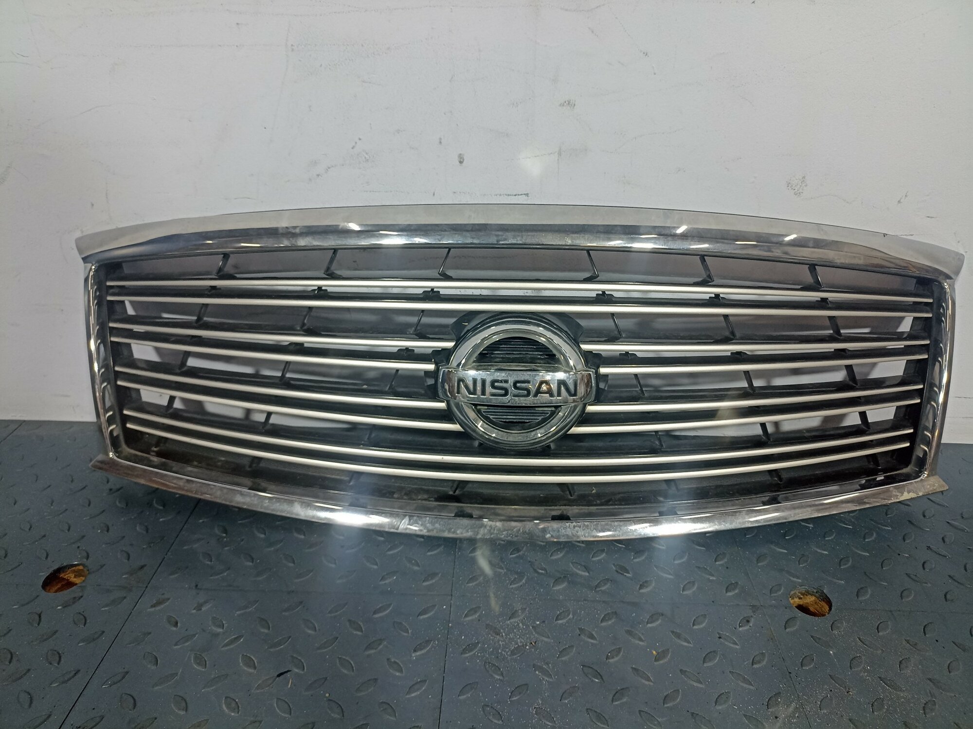 Решетка радиатора Nissan Infiniti 623101MA0A KB2034
