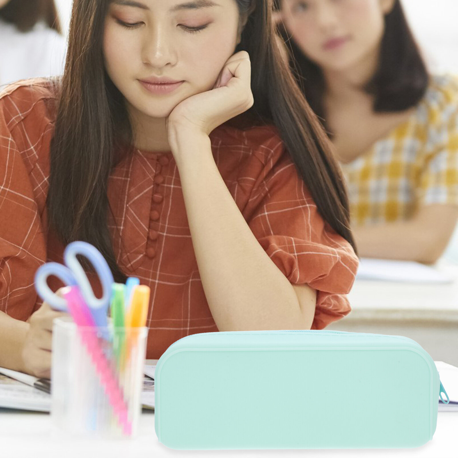 Silicone Pencil Case With Spacious Interior For Students In Light Green 19 50X7 50X5 00Cm