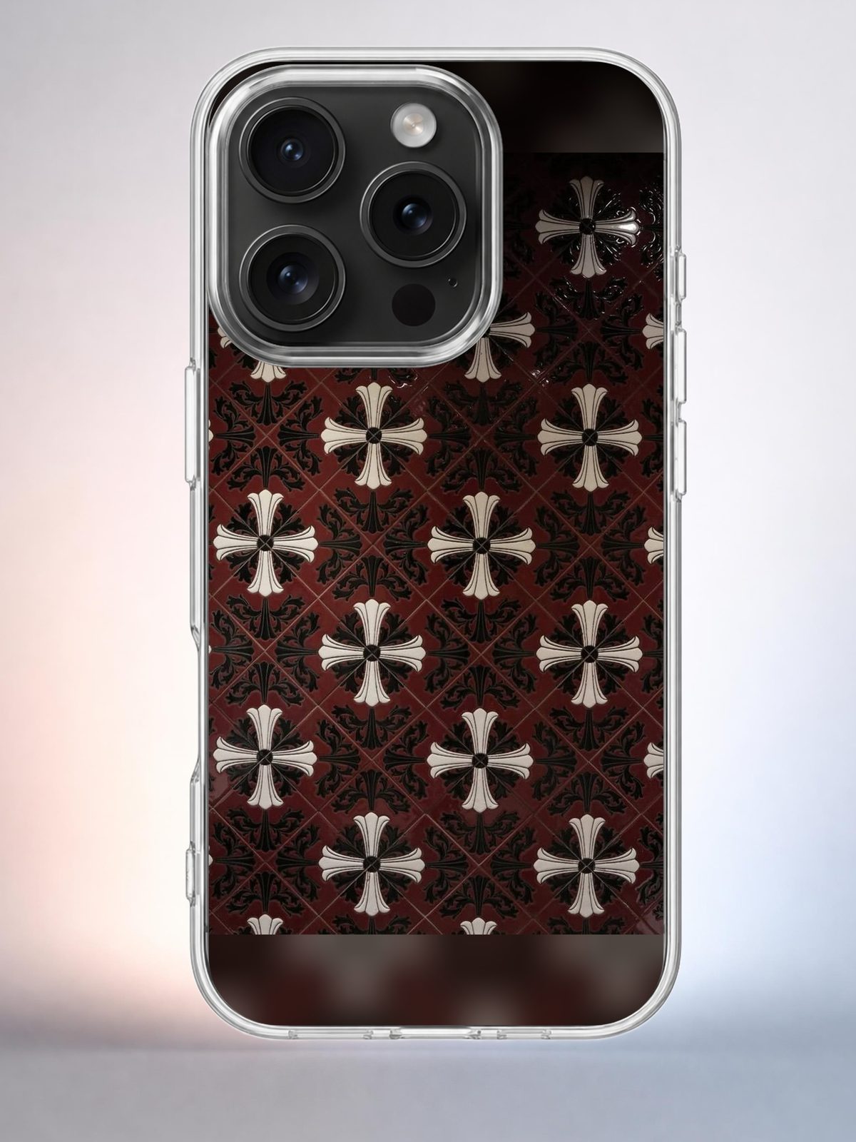 Силиконовый чехол на iPhone 15 Pro Готический