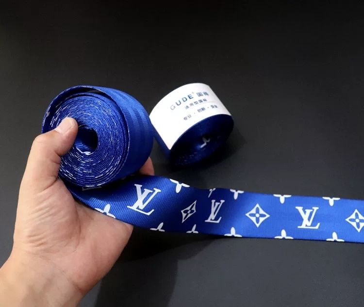 Ремни безопасности салона автомобиля/ универсальные ленты, 2шт. Louis Vuitton, синий/белый