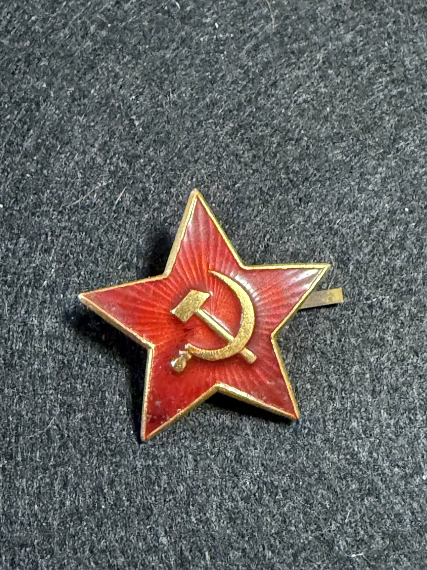 Значок с серпом и молотом, СССР