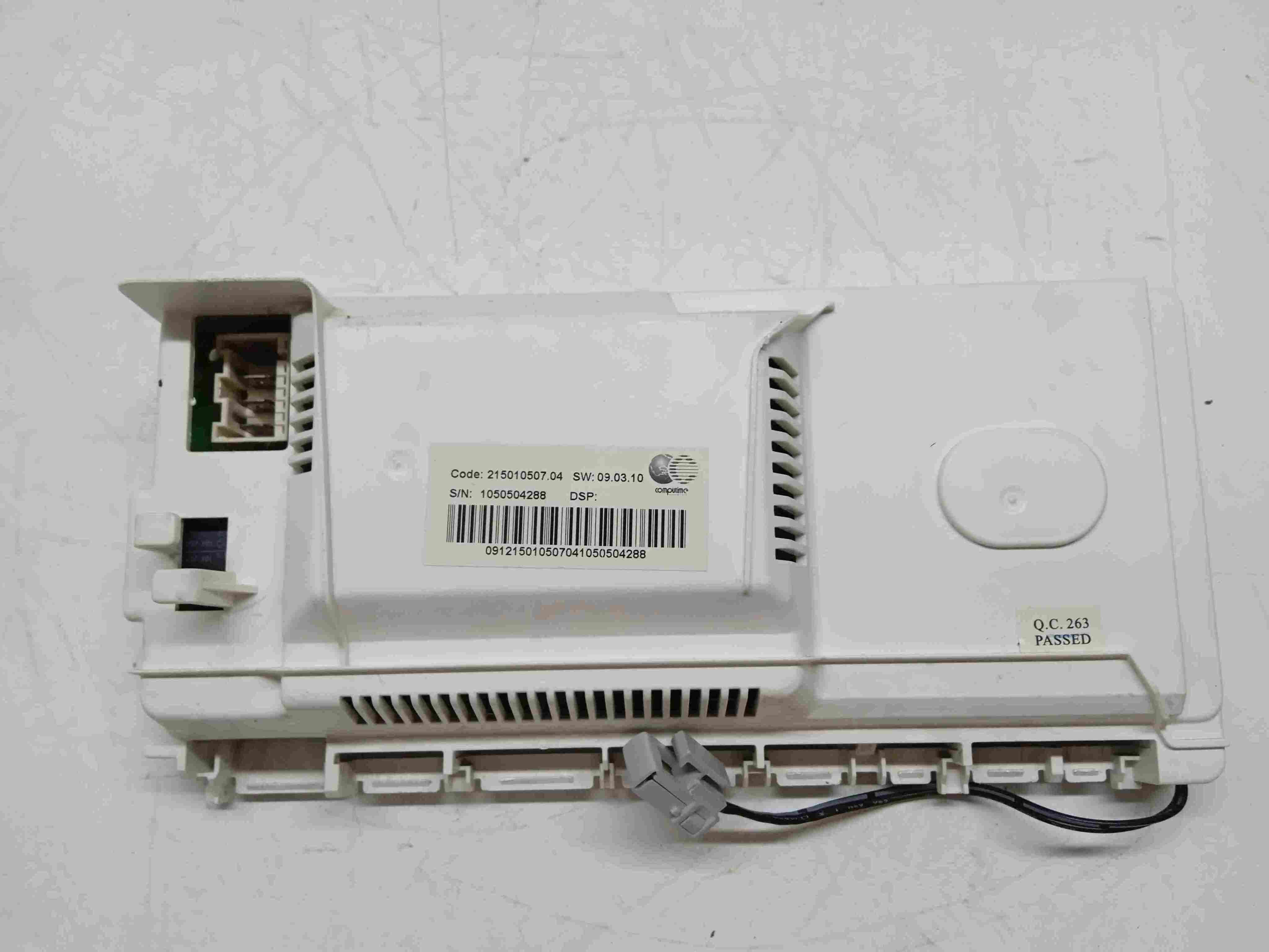 LST53977X ктп29 Электронный модуль для посудомоечной машины Indesit 215010507 б/у