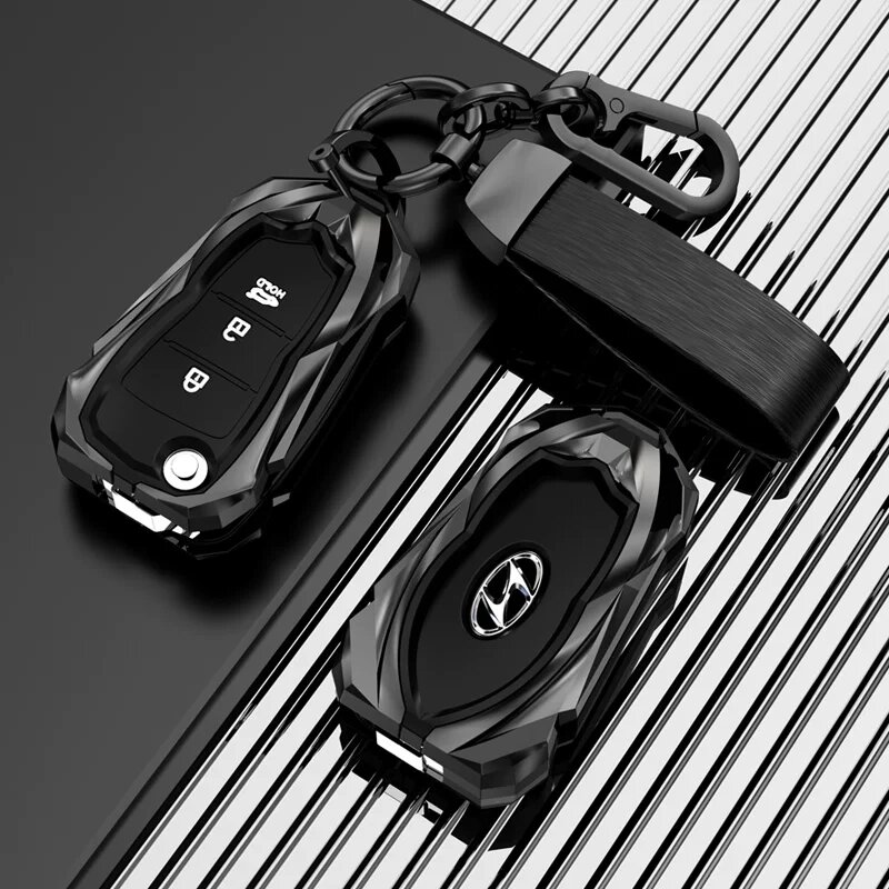 Чехол для ключей Phantom Armor серия H для автомобилей Hyundai черный с брушенной защелкой аксессуар