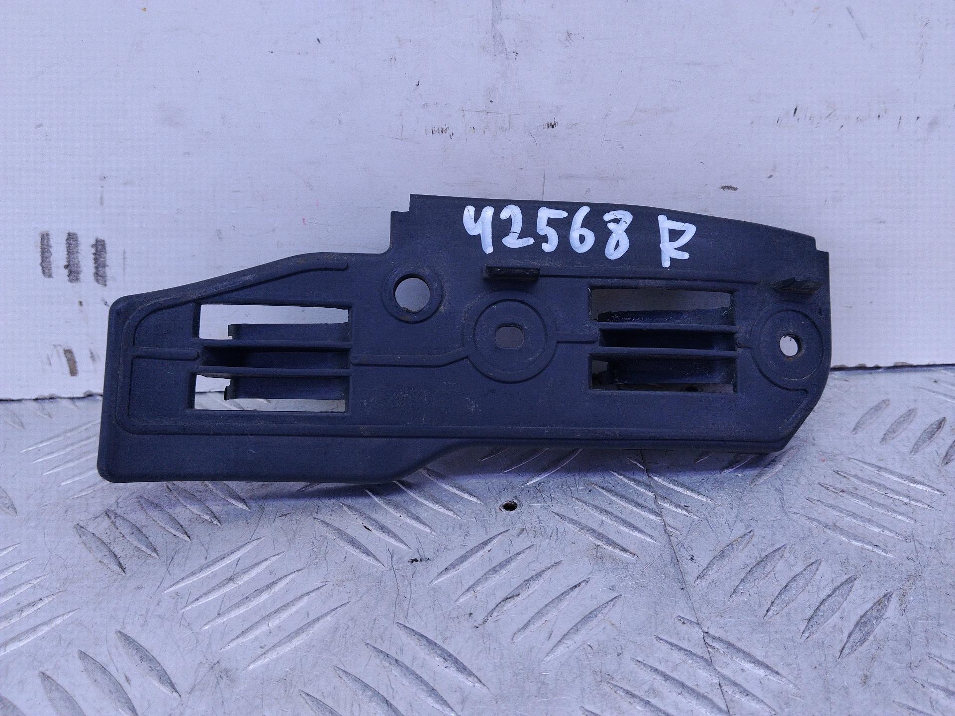 Кронштейн крыла передний правый Volkswagen Passat B5 рест. 2004 3B0807184E