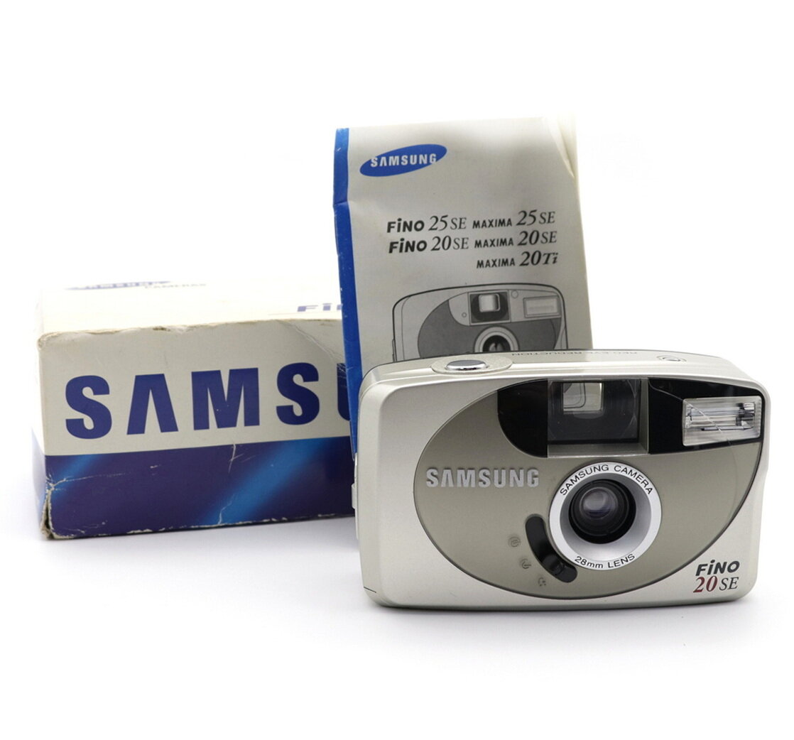 Плёночный фотоаппарат Samsung Fino 20SE в упаковке
