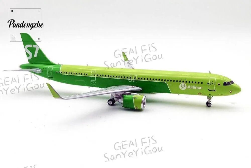 Готовая модель самолета Airbus A321neo S7 Airlines