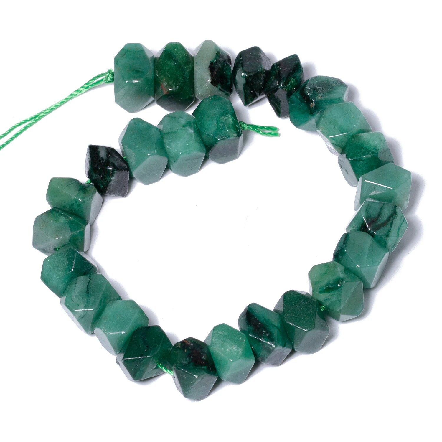 Необычные бусины из камня 23-26 шт nociuciu Зеленый, emerald