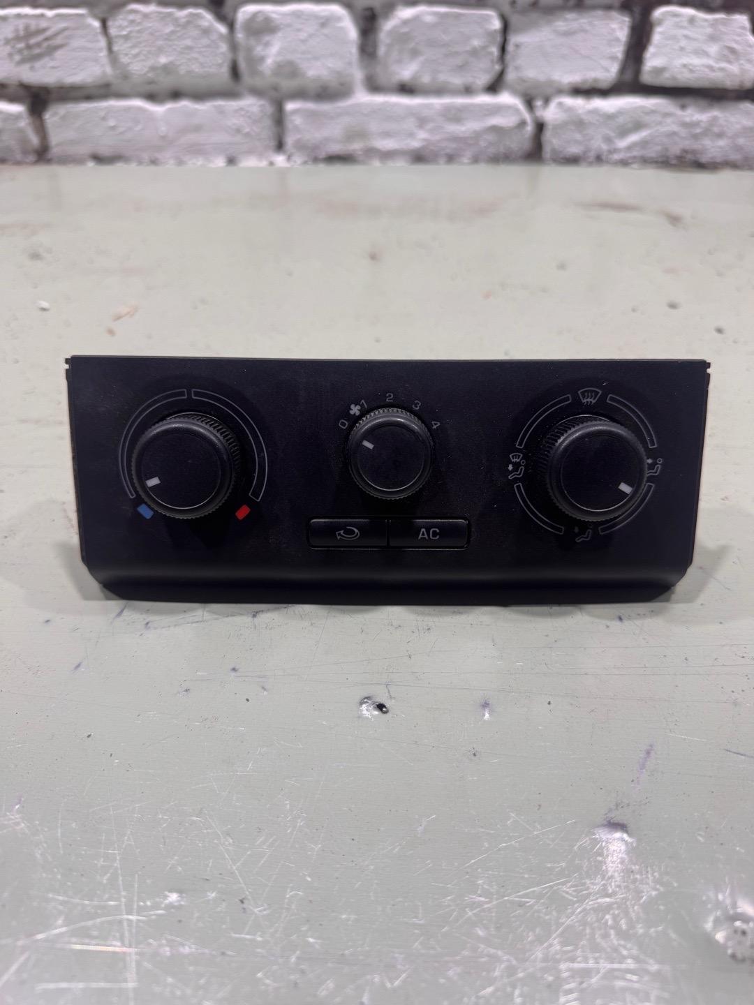 Блок управления печки/климат-контроля Skoda Fabia 2 (2007 - 2010) 5JD820045