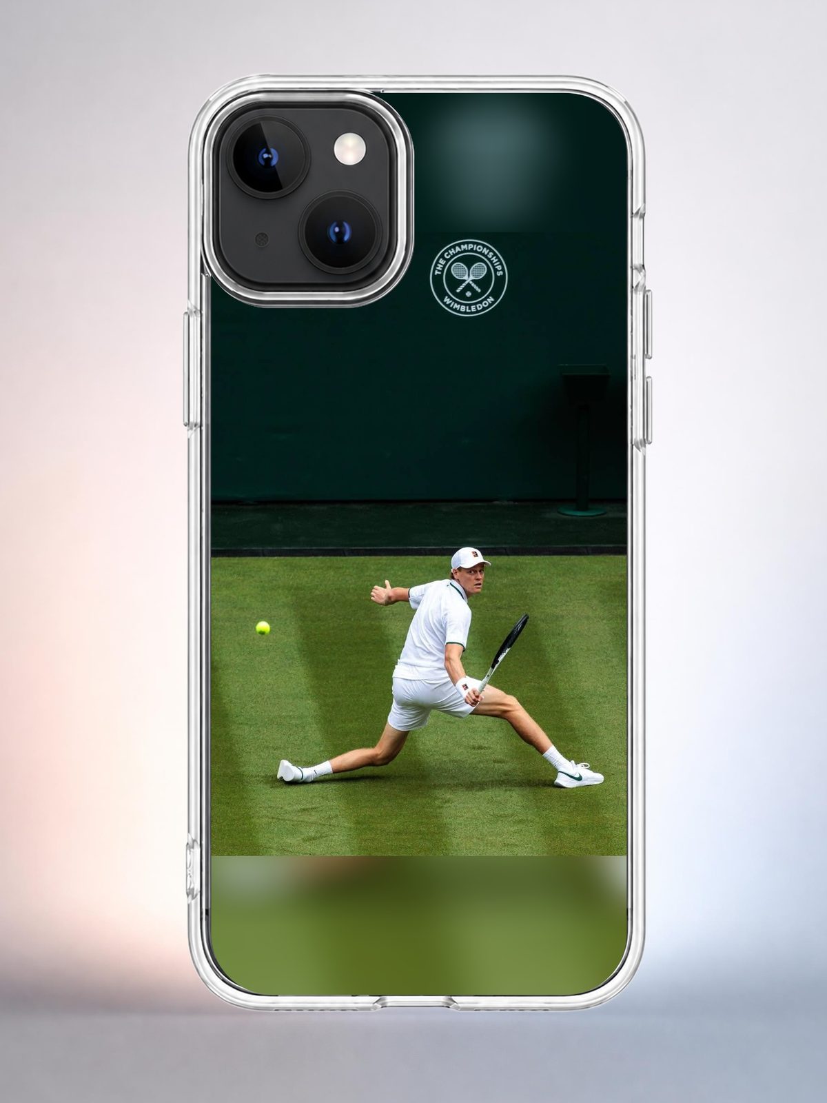 Чехол iPhone 15 Теннисист Wimbledon Y2K Indie Sleaze