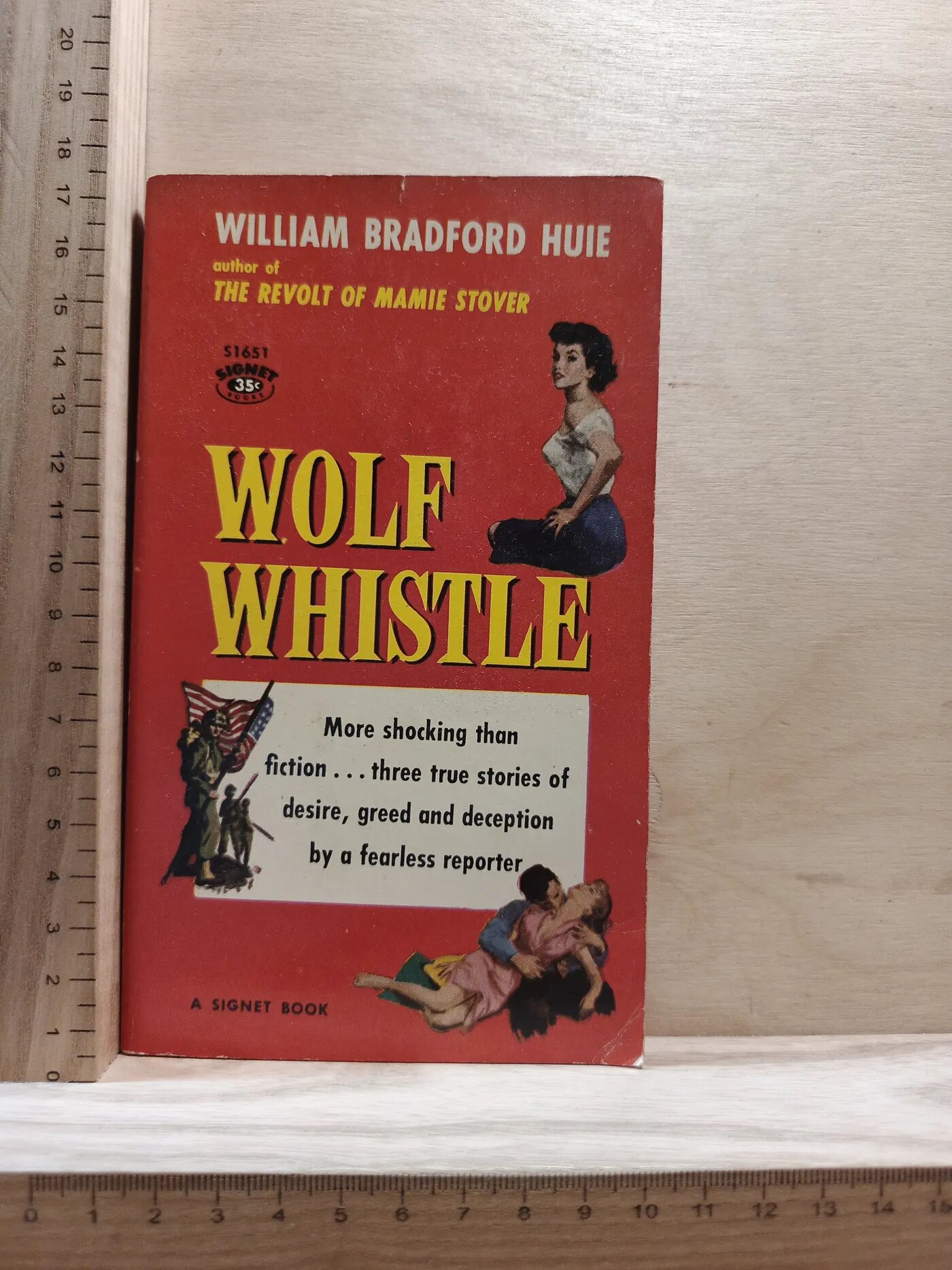 Wolf Whistle (Волчий свист) (на английском языке)