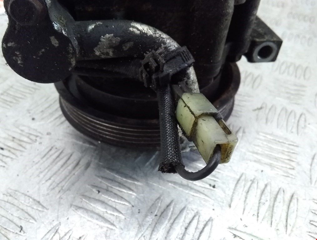 Компрессор кондиционера / 813521 N13A1AL4HN B01C-61-450E для Mazda MX 3 (с пробегом)