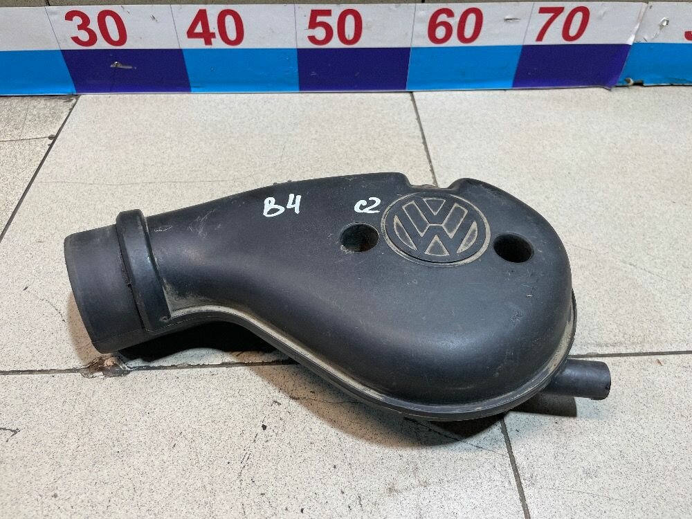 Воздуховод VW Vento I
