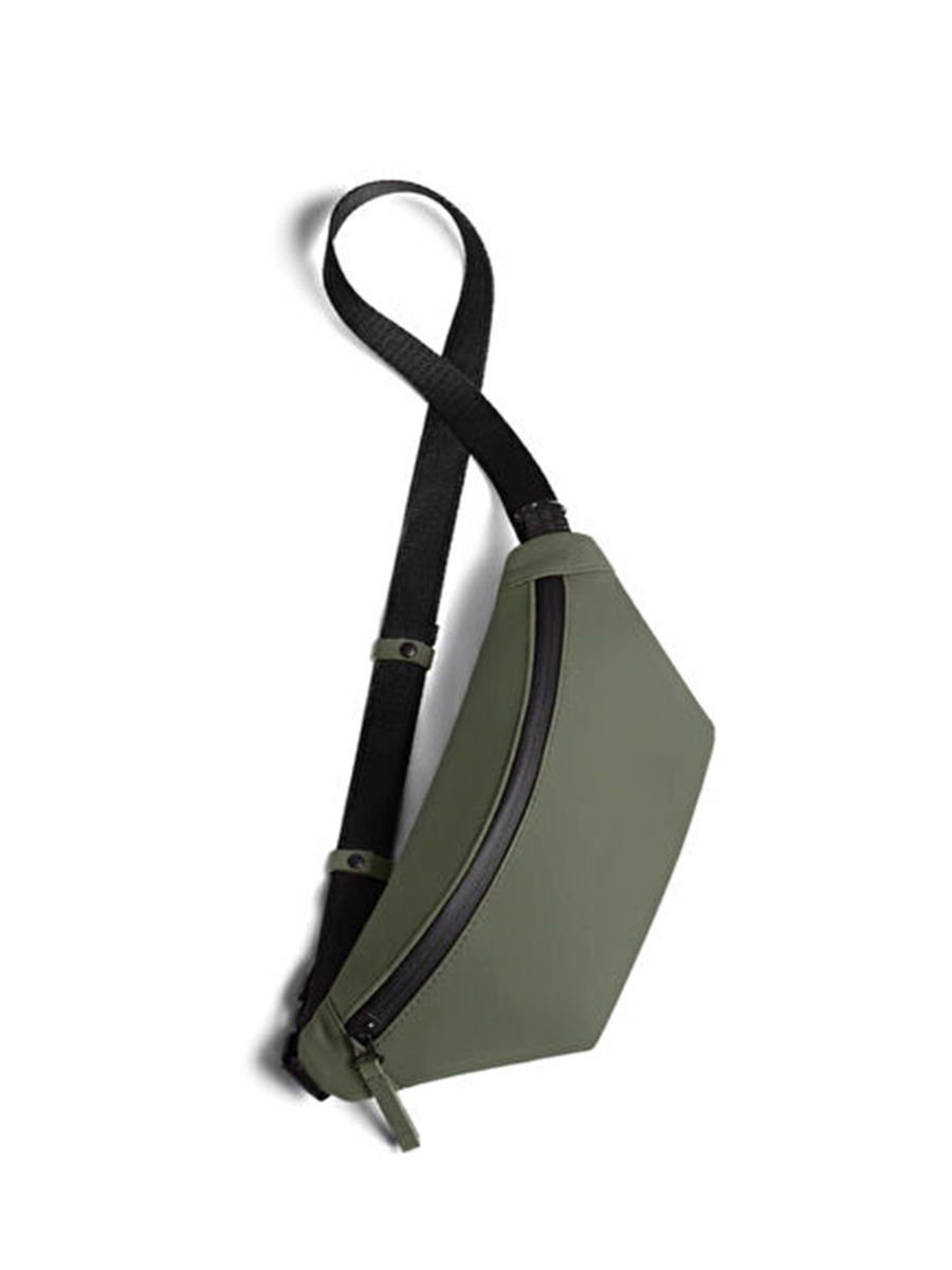 Сумка на пояс и через плечо Gaston Luga Dsh Bumbag. Цвет: оливковый