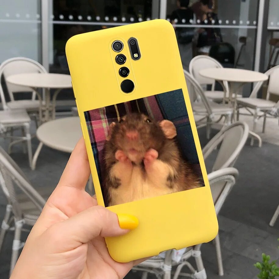 Желтый чехол для Xiaomi Redmi 9 с мышью