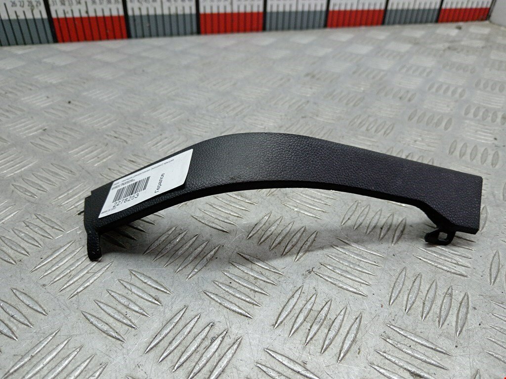 Накладка декоративная (молдинг) крышки (двери) багажника BMW iX (I20) 51479418840 арт. 2278253