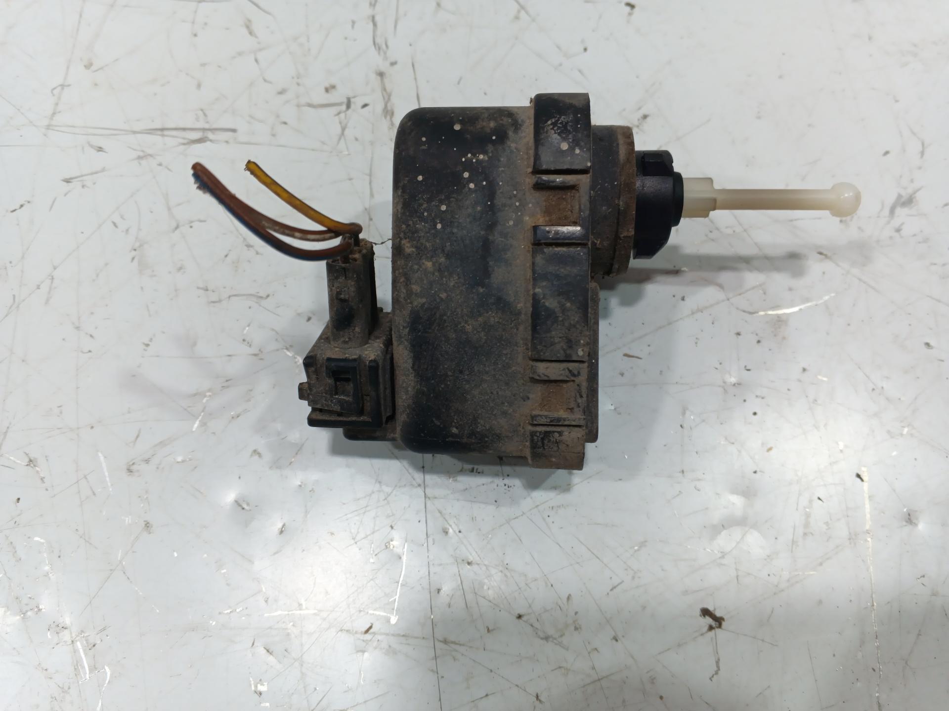 Корректор фар Audi 80 B4 (1991 - 1996) 8A0941295