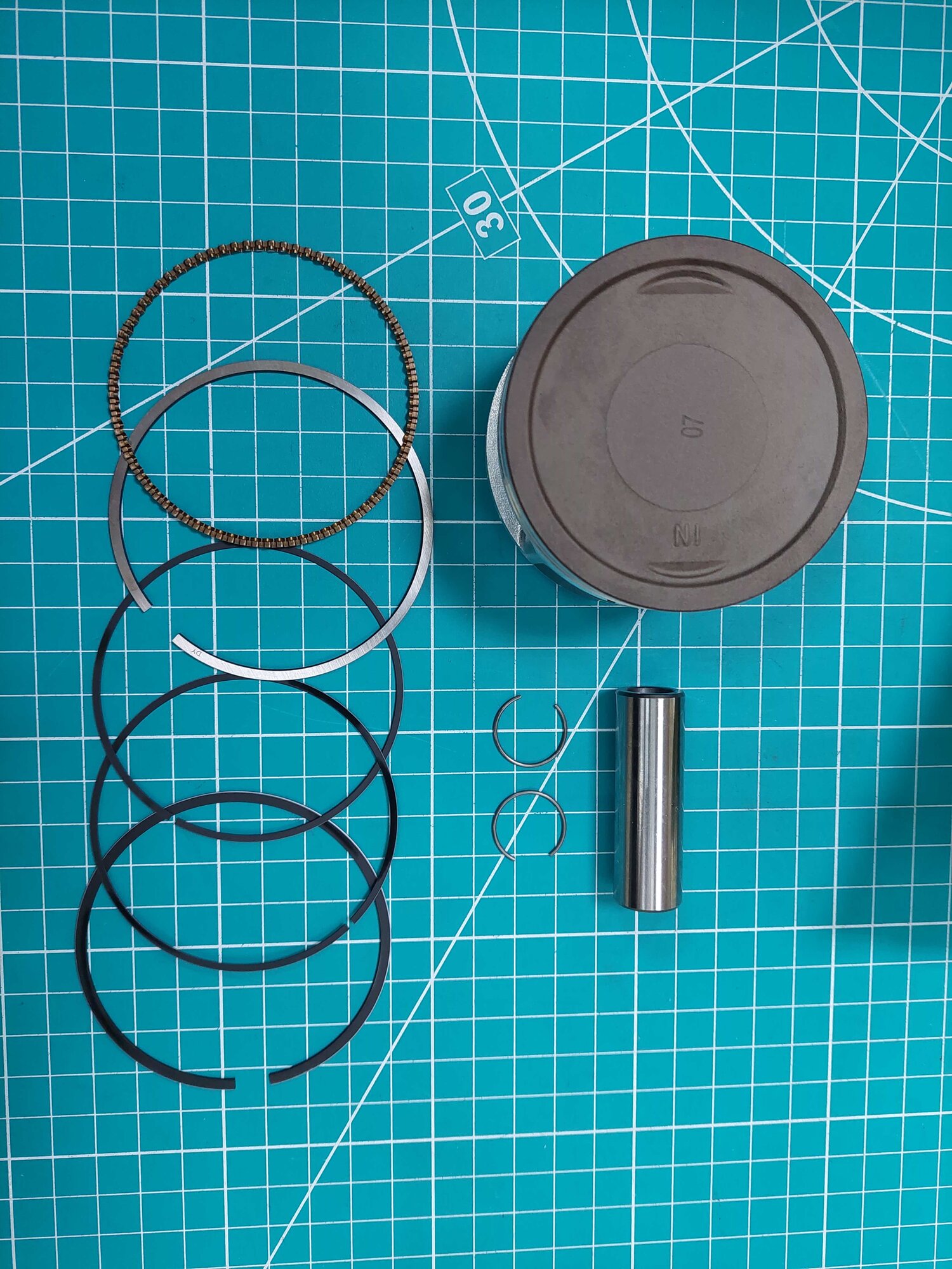 Поршневой комплект 4Т 170FMN (CBB300) D70 p16mm YX