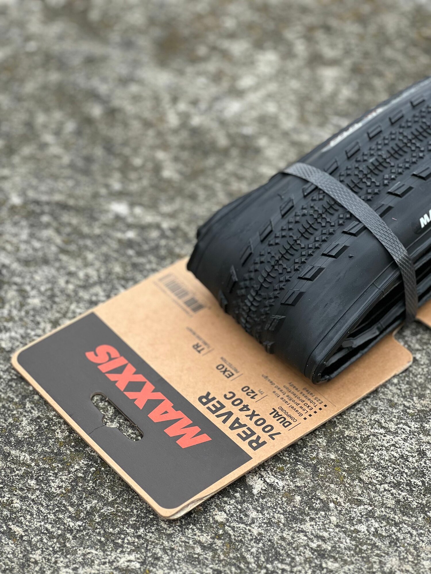 Велопокрышка MAXXIS REAVER 700X40C M2031RU FT TLR DKFW2 314/458 2PLHO 2L