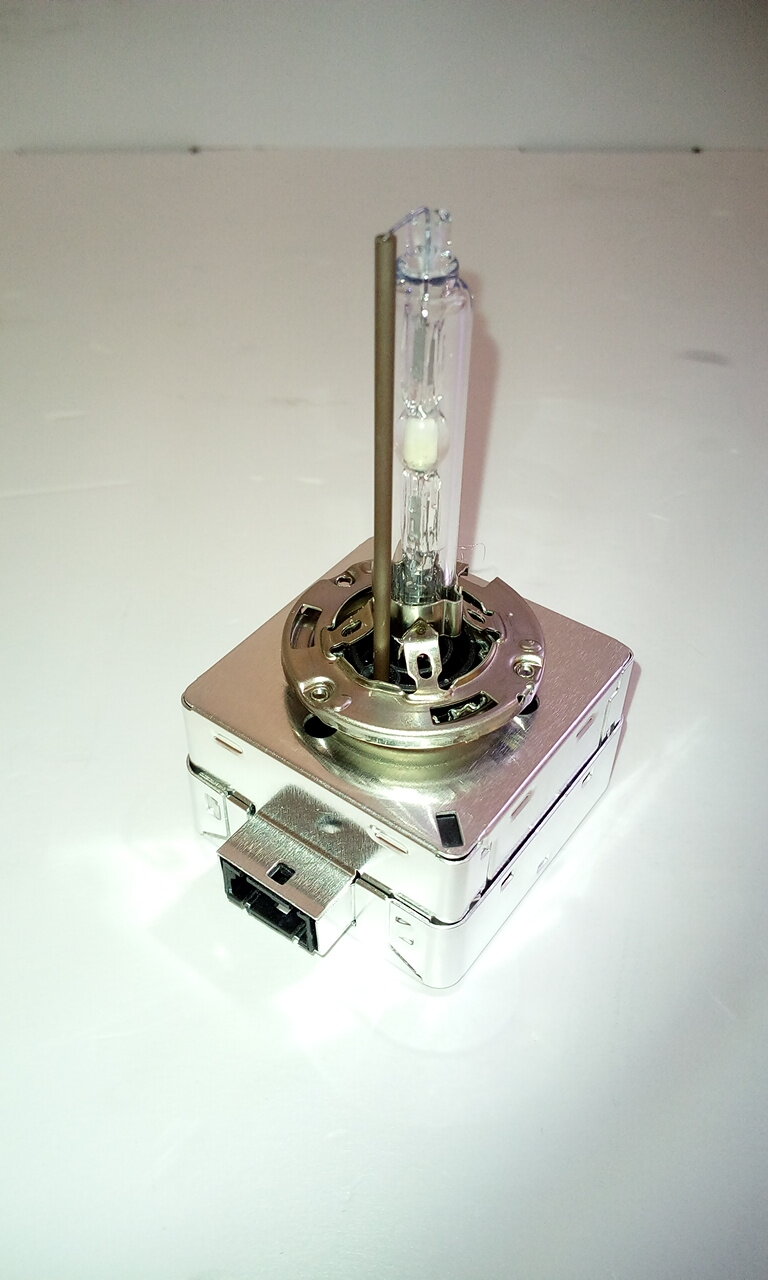 Лампа газоразрядная d1s 4600k AEM 101180