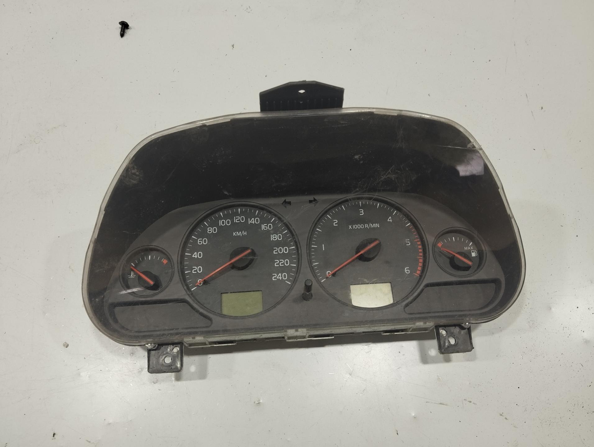 Панель приборов (щиток) Volvo S40 1 (1995 - 2000) 30662270A