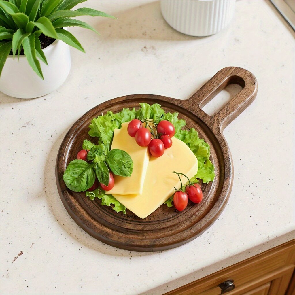 Разделочная доска деревянная маленькая круглая для кухни и улицы