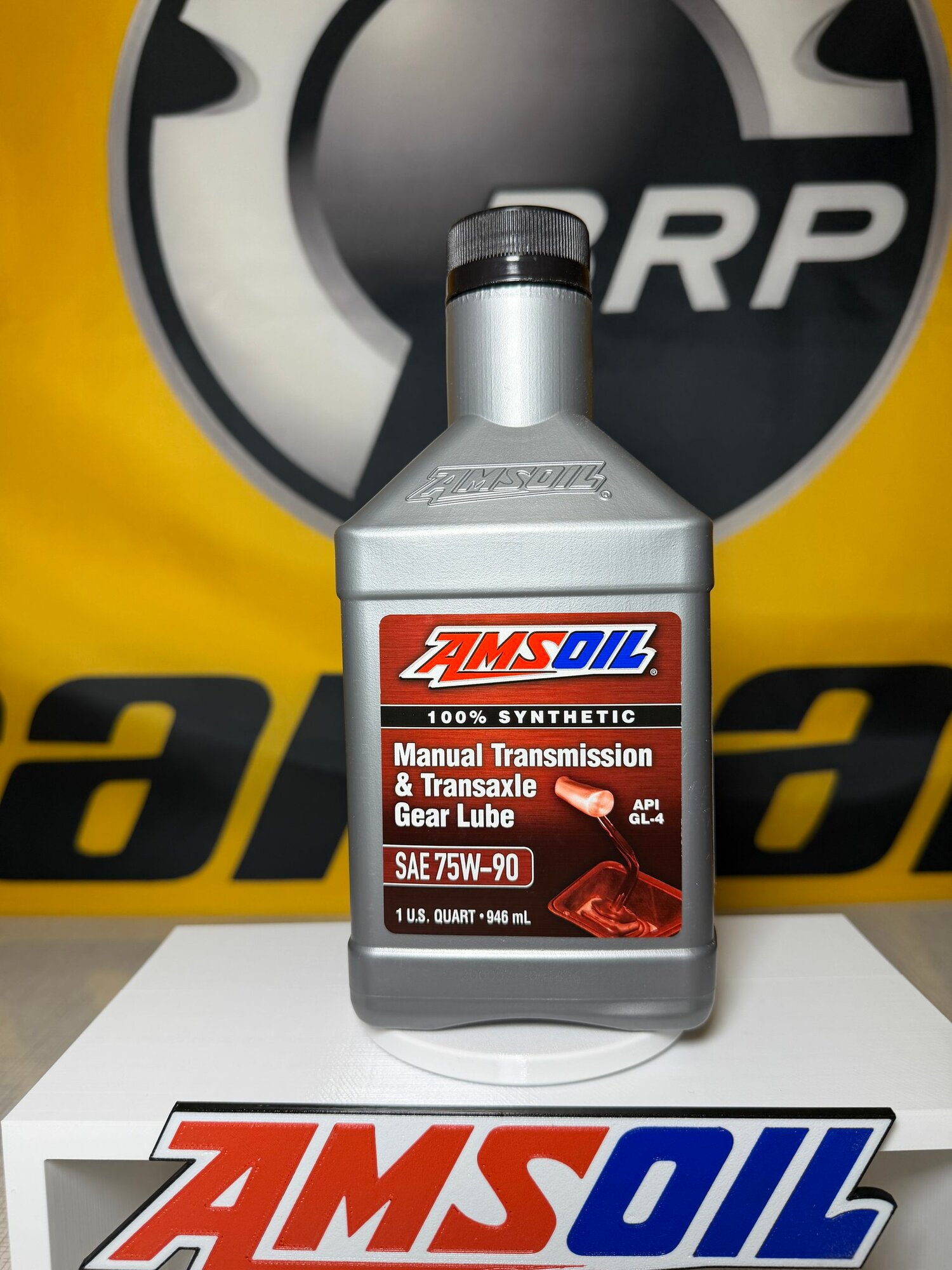 Синтетическое трансмиссионное масла AMSOIL Synthetic Manual Transmission & Transaxle Gear Lube 75W-90