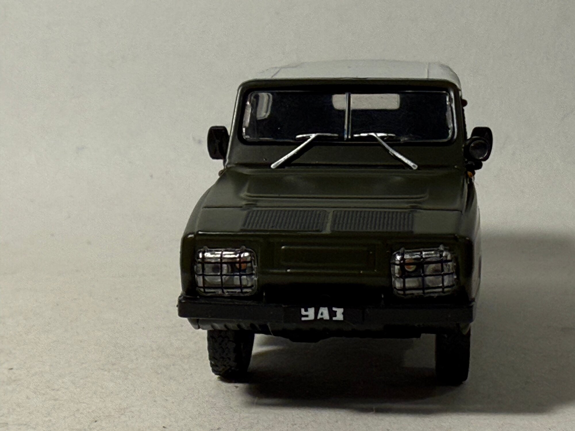 УАЗ 3907 "Ягуар" - Модель автомобиля 1:43. Металл, цвет защитный.