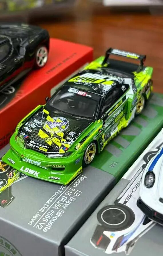 Машинка TSM MINI GT MODEL 1:64 Nissan S15 SILVIA #555 Die-cast Alloy Model Collection Toy Children Gifts