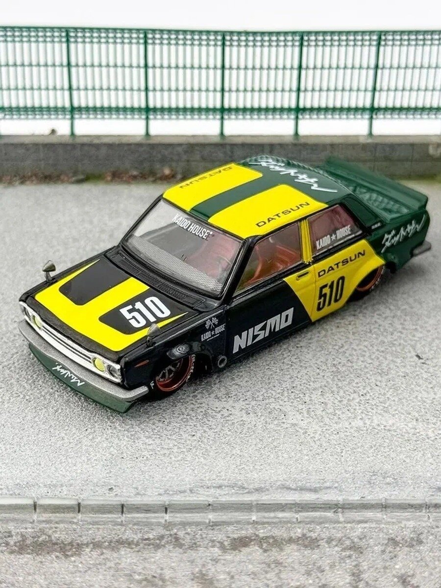 Машинка Kaido House MINIGT 1/64 Datsun Street 510 Racing V2 KHMG131 Die-cast Alloy Car Model Collection Display Gift