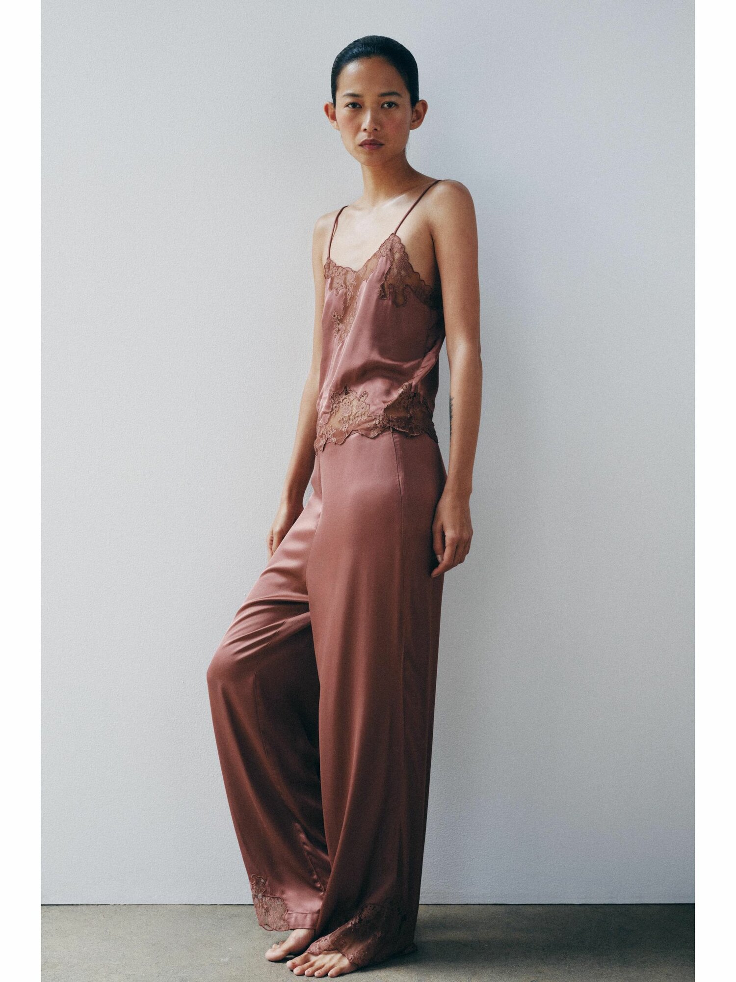 Брюки Zara